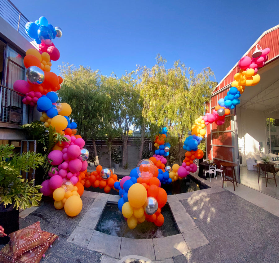 Custom Installs – Balloon Celebrations Inc